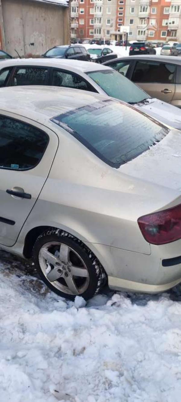 Yellow Peugeot 407 2004 in Klaipeda, with an engine capacity of 1.56 L and mileage of 300 thousand km for 800 €, photo 3 on AUTOMOTO.COM.LV