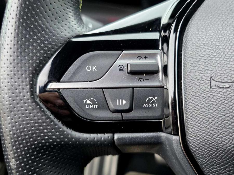 Melns Peugeot 408 2023 Tauragė, ar dzinēja tilpumu 1.20 L un nobraukumu 128 tūkst. km par 16500 €, foto 41 vietnē AUTOMOTO.COM.LV