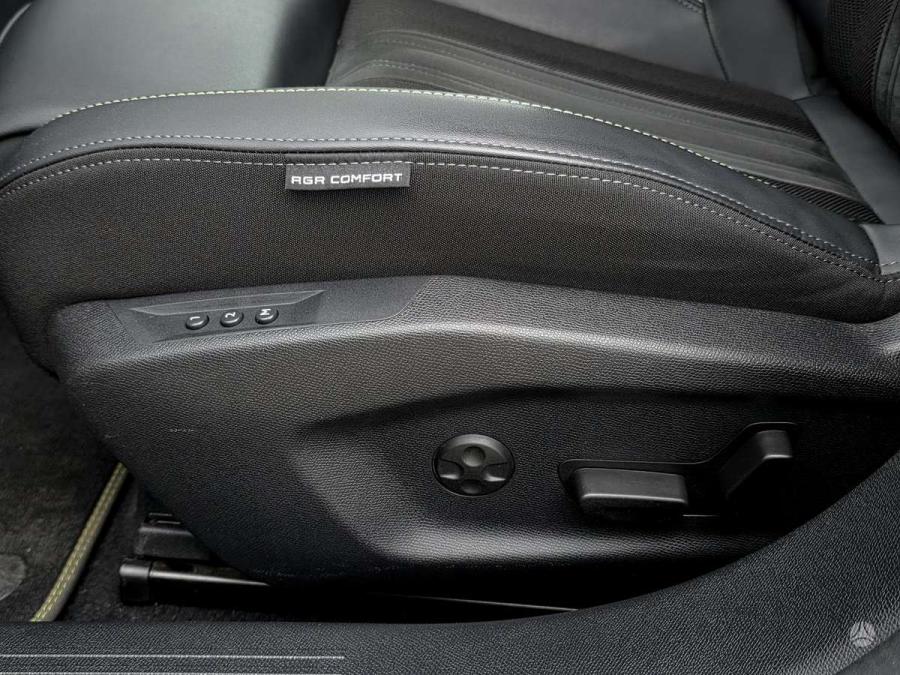 Melns Peugeot 408 2023 Tauragė, ar dzinēja tilpumu 1.20 L un nobraukumu 128 tūkst. km par 16500 €, foto 47 vietnē AUTOMOTO.COM.LV