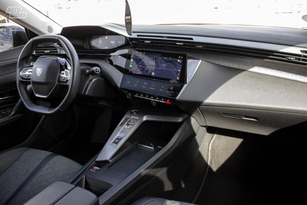 Черный Пежо 408 2024 в Каунас, объемом двигателя 1.20 л и пробегом 160 тыс. км за 19300 €, фото 10 на AUTOMOTO.COM.LV