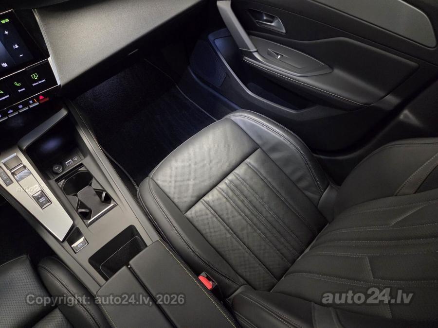 Melns Peugeot 408 2024 Tallina, ar dzinēja tilpumu 1.20 L un nobraukumu 45 tūkst. km par 26900 €, foto 17 vietnē AUTOMOTO.COM.LV