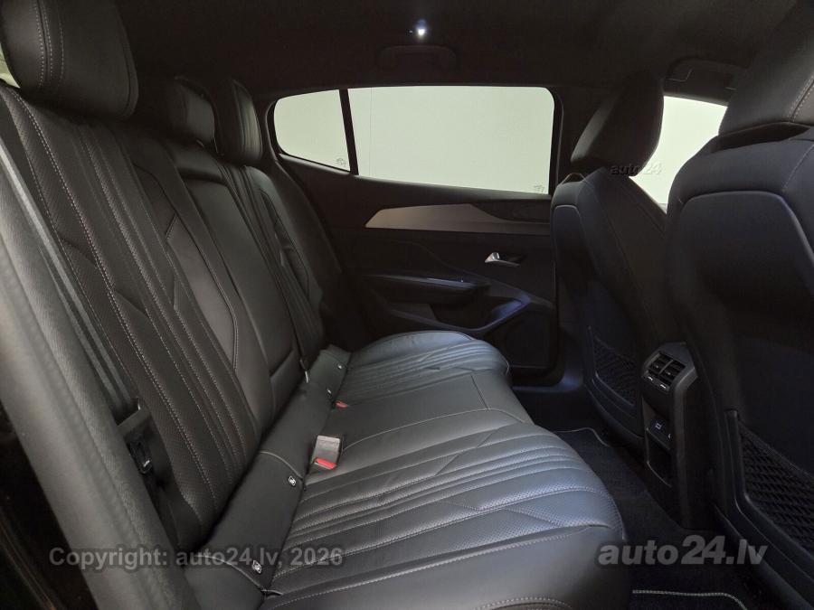 Melns Peugeot 408 2024 Tallina, ar dzinēja tilpumu 1.20 L un nobraukumu 45 tūkst. km par 26900 €, foto 20 vietnē AUTOMOTO.COM.LV