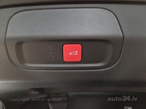 Melns Peugeot 408 2024 Tallina, ar dzinēja tilpumu 1.20 L un nobraukumu 45 tūkst. km par 26900 €, foto 22 vietnē AUTOMOTO.COM.LV