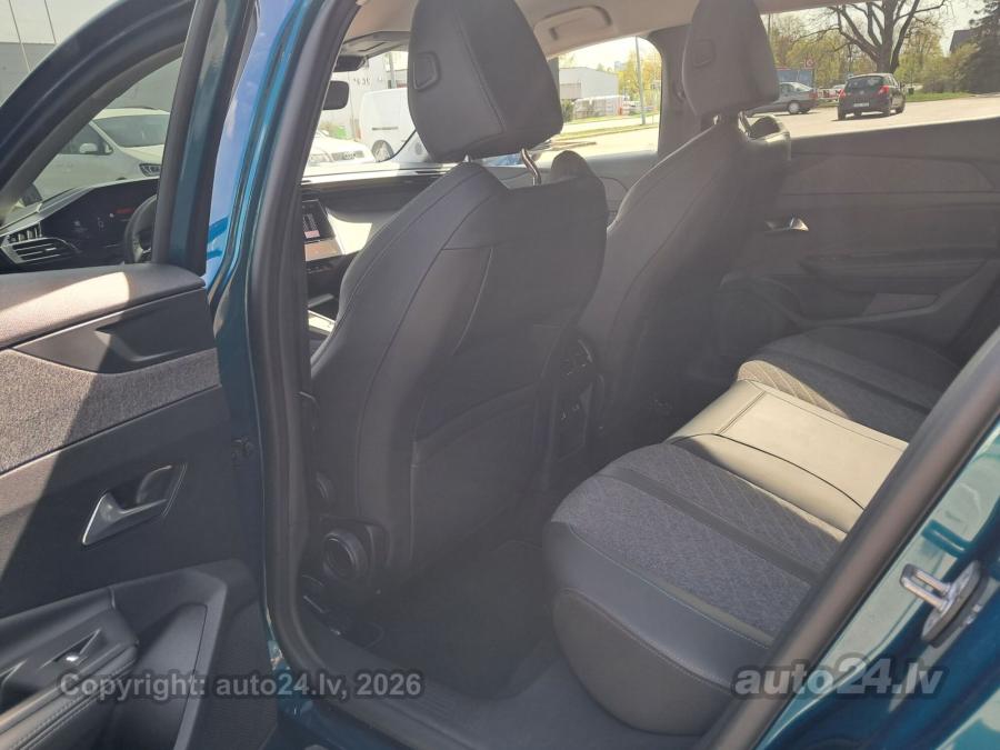 Синий Пежо 408 2023 в Валга, объемом двигателя 1.20 л и пробегом 58 тыс. км за 26900 €, фото 11 на AUTOMOTO.COM.LV