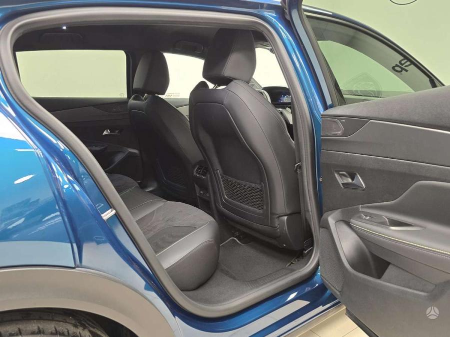 Blue Peugeot 408 2023 in Vilnius, with an engine capacity of 1.60 L and mileage of 50 thousand km for 28900 €, photo 41 on AUTOMOTO.COM.LV