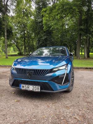 Blue Peugeot 408 2023 in Vilnius, with an engine capacity of 1.20 L and mileage of 48 thousand km for 23500 €, photo 4 on AUTOMOTO.COM.LV