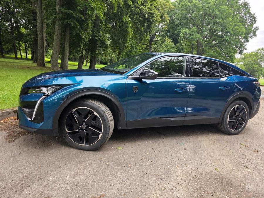 Blue Peugeot 408 2023 in Vilnius, with an engine capacity of 1.20 L and mileage of 48 thousand km for 23500 €, photo 7 on AUTOMOTO.COM.LV