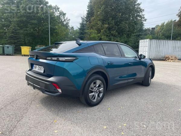 Пежо 408 2023 в Рига на AUTOMOTO.COM.LV Синий Пежо 408 2023 в Рига, объемом двигателя 1.20 л и пробегом 84 тыс. км за 18500 €, фото 6 на AUTOMOTO.COM.LV