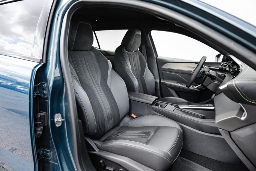 Zils Peugeot 408 2023 Rīga, ar dzinēja tilpumu 1.20 L un nobraukumu 55 tūkst. km par 22900 €, foto 7 vietnē AUTOMOTO.COM.LV