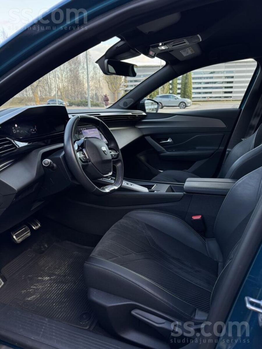 Green Peugeot 408 2023 in Riga, with an engine capacity of 1.20 L and mileage of 57 thousand km for 22900 €, photo 9 on AUTOMOTO.COM.LV
