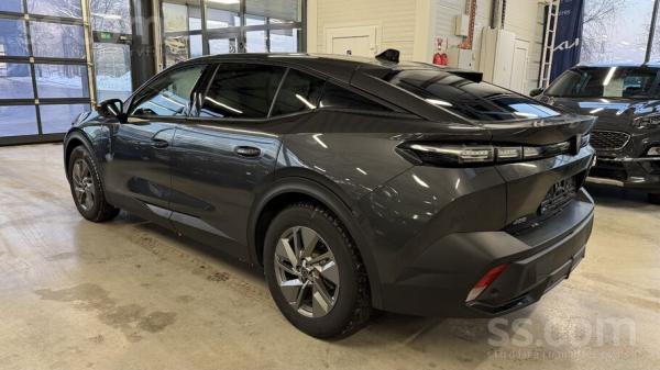 Pelēks Peugeot 408 2023 Rīga, ar dzinēja tilpumu 1.20 L un nobraukumu 52 tūkst. km par 20500 €, foto 3 vietnē AUTOMOTO.COM.LV