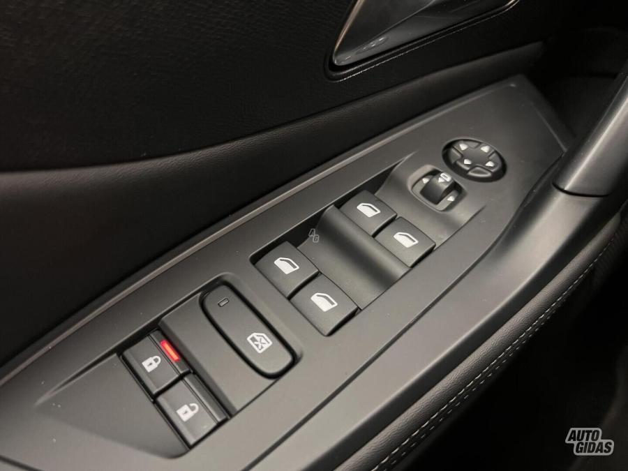 Grey Peugeot 408 2023 in Vilnius, with an engine capacity of 1.20 L and mileage of 52 thousand km for 22000 €, photo 14 on AUTOMOTO.COM.LV