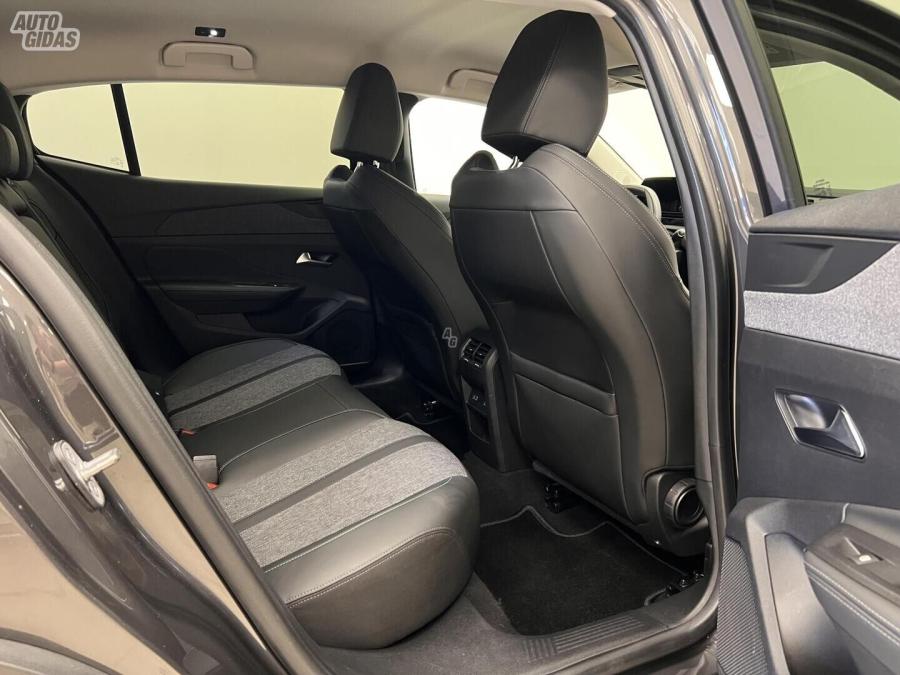 Grey Peugeot 408 2023 in Vilnius, with an engine capacity of 1.20 L and mileage of 52 thousand km for 22000 €, photo 26 on AUTOMOTO.COM.LV