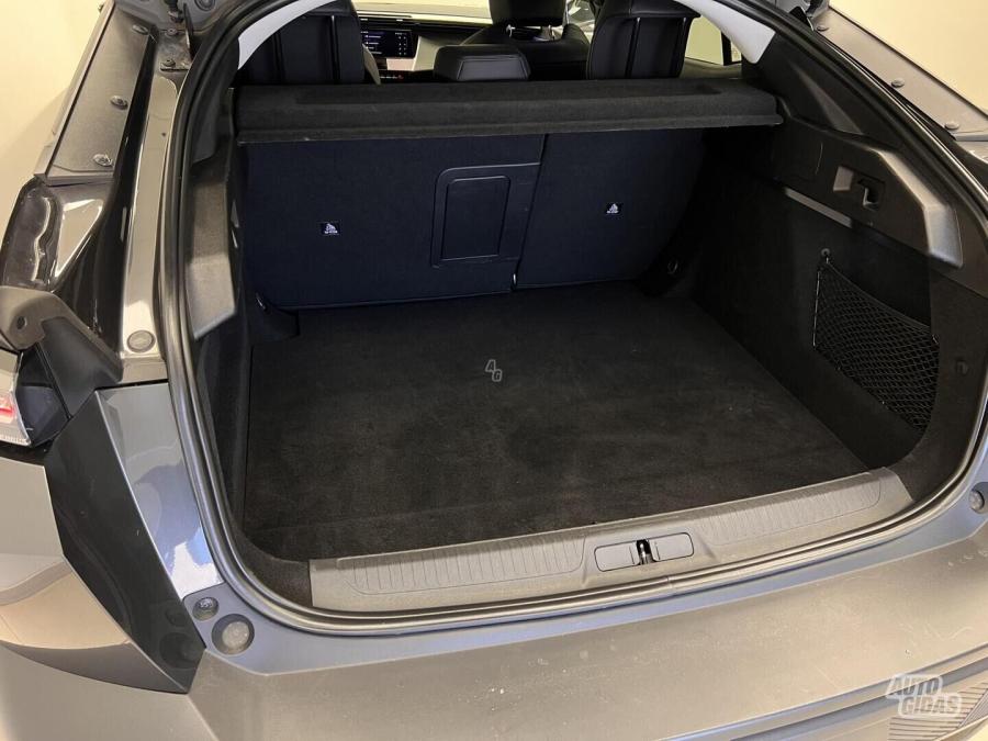Grey Peugeot 408 2023 in Vilnius, with an engine capacity of 1.20 L and mileage of 52 thousand km for 22000 €, photo 30 on AUTOMOTO.COM.LV