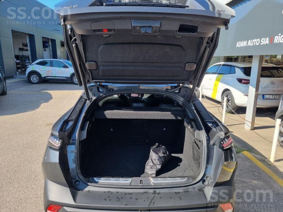Pelēks Peugeot 408 2023 Rīga, ar dzinēja tilpumu 1.20 L un nobraukumu 90 tūkst. km par 22200 €, foto 6 vietnē AUTOMOTO.COM.LV