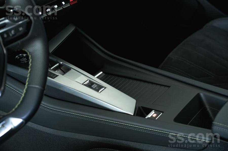 Pelēks Peugeot 408 2023 Rīga, ar dzinēja tilpumu 1.20 L un nobraukumu 54 tūkst. km par 21990 €, foto 8 vietnē AUTOMOTO.COM.LV