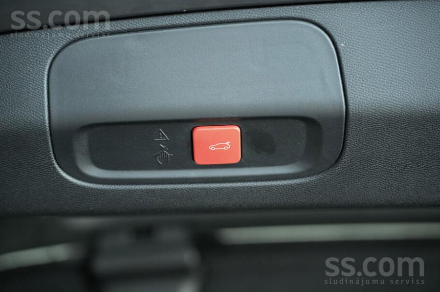 Pelēks Peugeot 408 2023 Rīga, ar dzinēja tilpumu 1.20 L un nobraukumu 54 tūkst. km par 21990 €, foto 15 vietnē AUTOMOTO.COM.LV