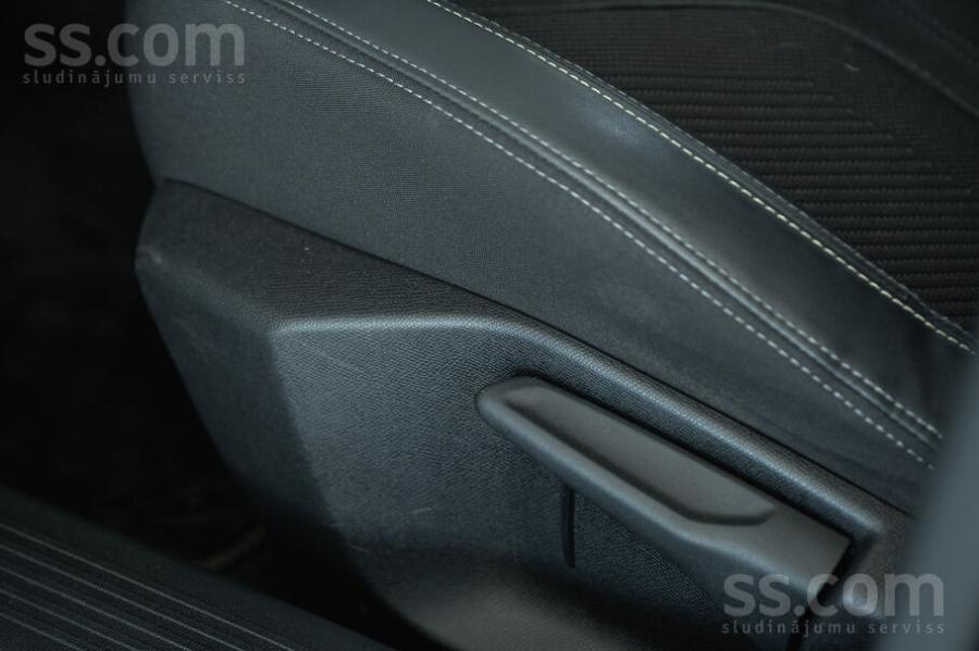 Pelēks Peugeot 408 2023 Rīga, ar dzinēja tilpumu 1.20 L un nobraukumu 54 tūkst. km par 21990 €, foto 21 vietnē AUTOMOTO.COM.LV