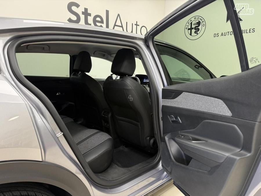 Grey Peugeot 408 2023 in Vilnius, with an engine capacity of 1.20 L and mileage of 81 thousand km for 21490 €, photo 26 on AUTOMOTO.COM.LV
