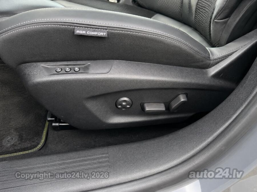Pelēks Peugeot 408 2024 Tallina, ar dzinēja tilpumu 1.20 L un nobraukumu 33 tūkst. km par 25890 €, foto 24 vietnē AUTOMOTO.COM.LV