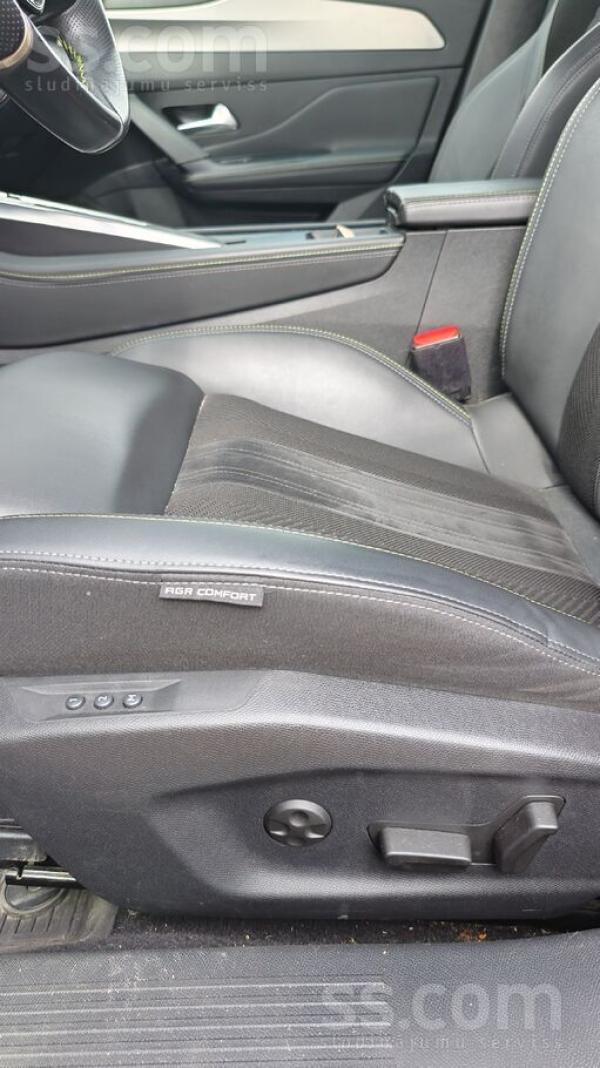 Red Peugeot 408 2023 in Ogre, with an engine capacity of 1.20 L and mileage of 85 thousand km for 24500 €, photo 4 on AUTOMOTO.COM.LV