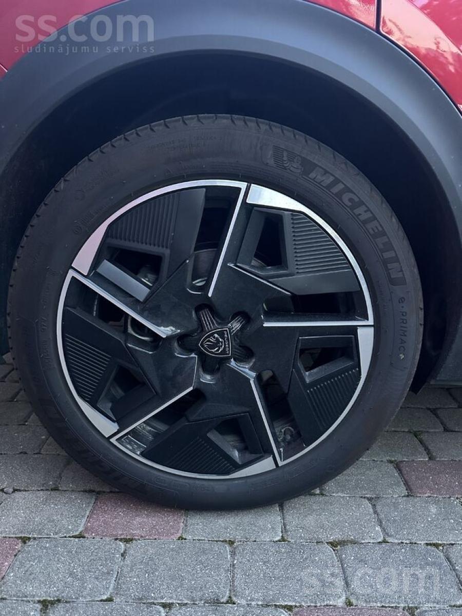 Sarkans Peugeot 408 2023 Rīga, ar dzinēja tilpumu 1.60 L un nobraukumu 22 tūkst. km par 34900 €, foto 10 vietnē AUTOMOTO.COM.LV
