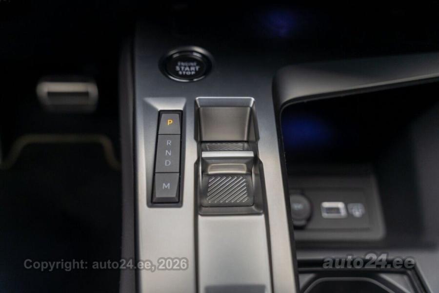 Белый Пежо 408 2023 в Йыхви, объемом двигателя 1.20 л и пробегом 38 тыс. км за 25000 €, фото 19 на AUTOMOTO.COM.LV