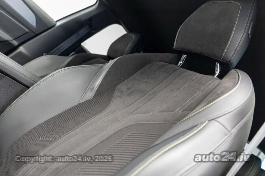 White Peugeot 408 2023 in Johvi, with an engine capacity of 1.20 L and mileage of 38 thousand km for 25000 €, photo 24 on AUTOMOTO.COM.LV