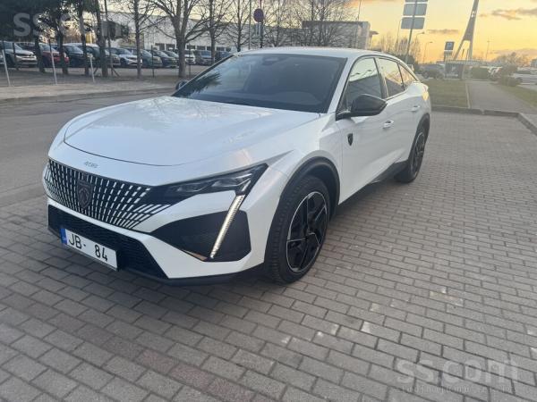 Balts Peugeot 408 2023 Ogre, ar dzinēja tilpumu 1.20 L un nobraukumu 61 tūkst. km par 26500 €, foto  vietnē AUTOMOTO.COM.LV