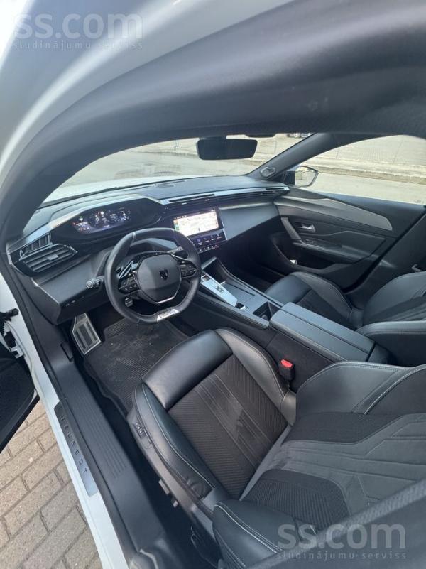 White Peugeot 408 2023 in Ogre, with an engine capacity of 1.20 L and mileage of 61 thousand km for 26500 €, photo 9 on AUTOMOTO.COM.LV