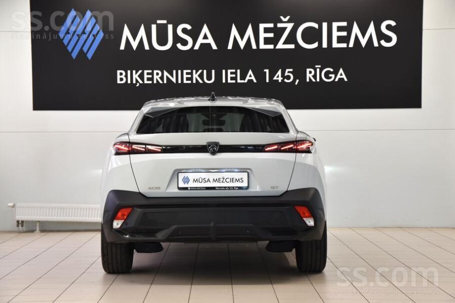 Белый Пежо 408 2023 в Рига, объемом двигателя 1.20 л и пробегом 45 тыс. км за 23990 €, фото 8 на AUTOMOTO.COM.LV