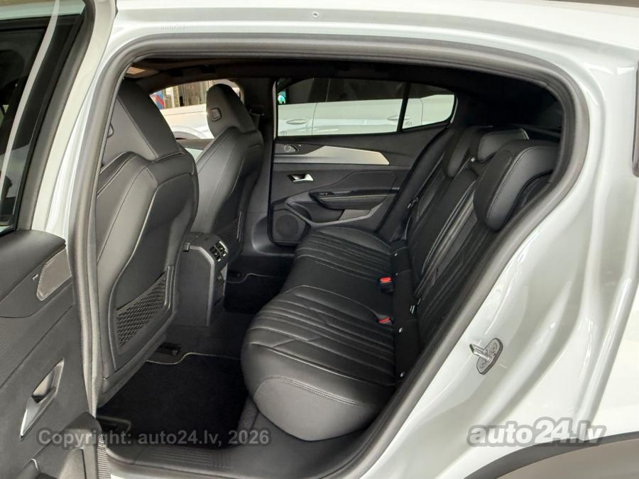 White Peugeot 408 2026 in Johvi, with an engine capacity of 1.20 L and mileage of 0 thousand km for 39390 €, photo 15 on AUTOMOTO.COM.LV