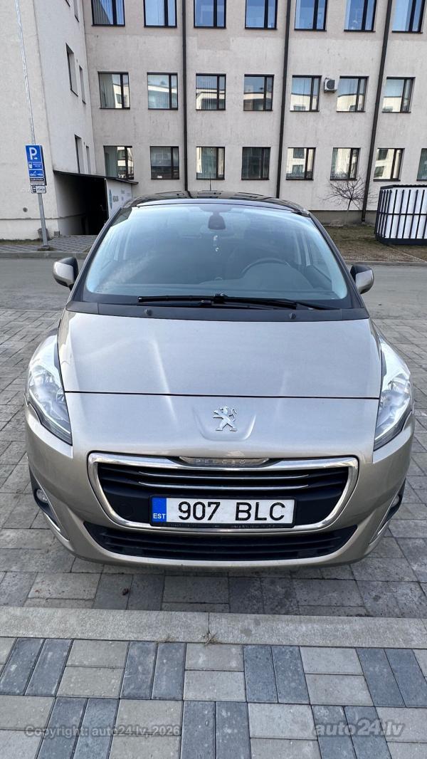 Smilšu krāsa Peugeot 5008 2014 Tallina, ar dzinēja tilpumu 1.60 L un nobraukumu 201 tūkst. km par 7300 €, foto 7 vietnē AUTOMOTO.COM.LV