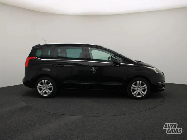 Melns Peugeot 5008 2015 Viļņa, ar dzinēja tilpumu 2.00 L un nobraukumu 194 tūkst. km par 8199 €, foto 9 vietnē AUTOMOTO.COM.LV