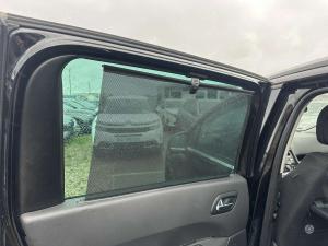Black Peugeot 5008 2015 in Vilnius, with an engine capacity of 0.00 L and mileage of 143 thousand km for 6499 €, photo 13 on AUTOMOTO.COM.LV