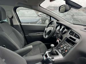 Black Peugeot 5008 2015 in Vilnius, with an engine capacity of 0.00 L and mileage of 143 thousand km for 6499 €, photo 19 on AUTOMOTO.COM.LV