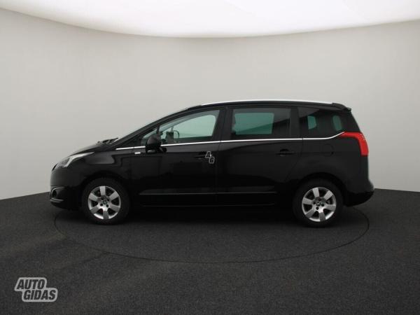 Melns Peugeot 5008 2016 Viļņa, ar dzinēja tilpumu 1.60 L un nobraukumu 177 tūkst. km par 7399 €, foto 6 vietnē AUTOMOTO.COM.LV