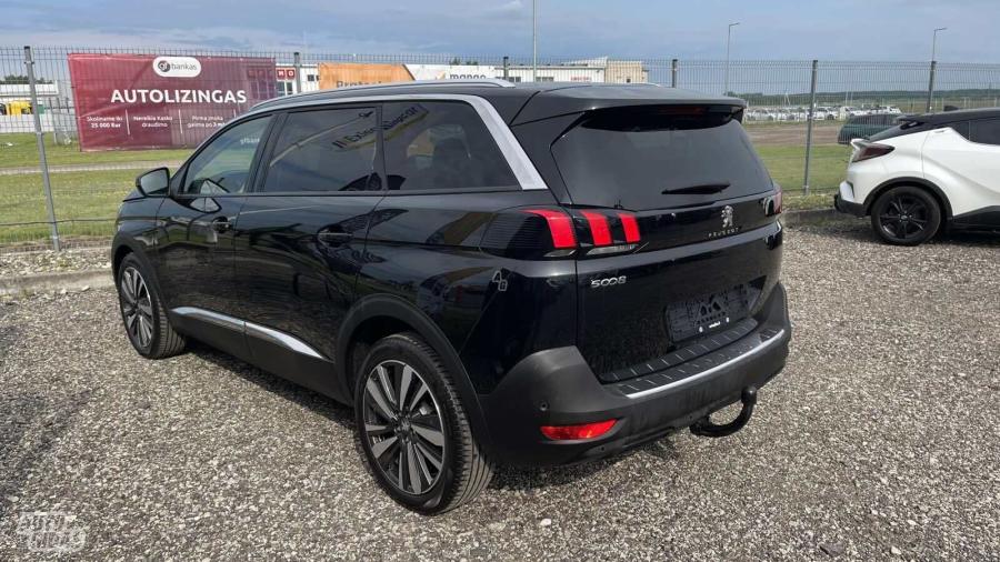 Black Peugeot 5008 2017 in Marijampole, with an engine capacity of 1.60 L and mileage of 243 thousand km for 11600 €, photo 7 on AUTOMOTO.COM.LV