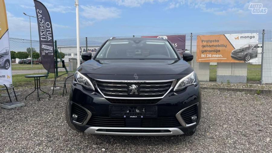 Black Peugeot 5008 2017 in Marijampole, with an engine capacity of 1.60 L and mileage of 243 thousand km for 11600 €, photo 8 on AUTOMOTO.COM.LV