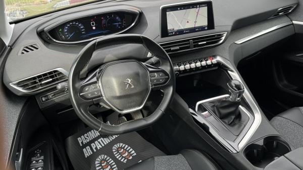 Black Peugeot 5008 2017 in Marijampole, with an engine capacity of 1.60 L and mileage of 243 thousand km for 11600 €, photo 10 on AUTOMOTO.COM.LV