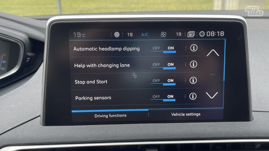 Black Peugeot 5008 2017 in Marijampole, with an engine capacity of 1.60 L and mileage of 243 thousand km for 11600 €, photo 19 on AUTOMOTO.COM.LV