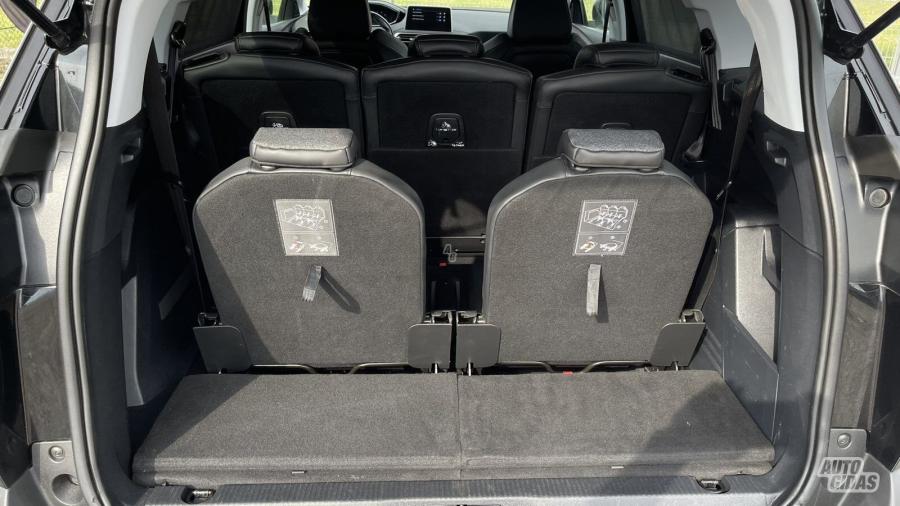 Black Peugeot 5008 2017 in Marijampole, with an engine capacity of 1.60 L and mileage of 243 thousand km for 11600 €, photo 20 on AUTOMOTO.COM.LV