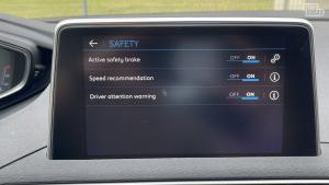 Black Peugeot 5008 2017 in Marijampole, with an engine capacity of 1.60 L and mileage of 243 thousand km for 11600 €, photo 25 on AUTOMOTO.COM.LV