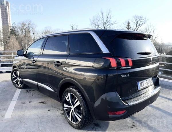 Black Peugeot 5008 2017 in Riga, with an engine capacity of 1.60 L and mileage of 221 thousand km for 12800 €, photo 4 on AUTOMOTO.COM.LV