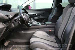 Black Peugeot 5008 2017 in Riga, with an engine capacity of 1.60 L and mileage of 104 thousand km for 13990 €, photo 7 on AUTOMOTO.COM.LV