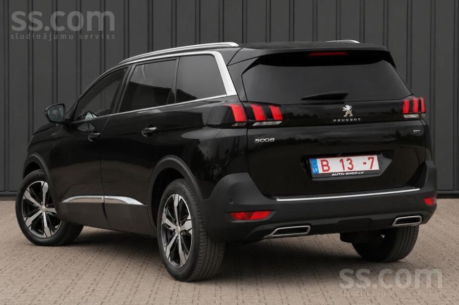 Black Peugeot 5008 2017 in Tukums, with an engine capacity of 2.00 L and mileage of 242 thousand km for 15900 €, photo 3 on AUTOMOTO.COM.LV