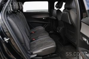 Black Peugeot 5008 2017 in Tukums, with an engine capacity of 2.00 L and mileage of 242 thousand km for 15900 €, photo 9 on AUTOMOTO.COM.LV