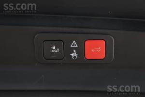 Black Peugeot 5008 2017 in Tukums, with an engine capacity of 2.00 L and mileage of 242 thousand km for 15900 €, photo 11 on AUTOMOTO.COM.LV