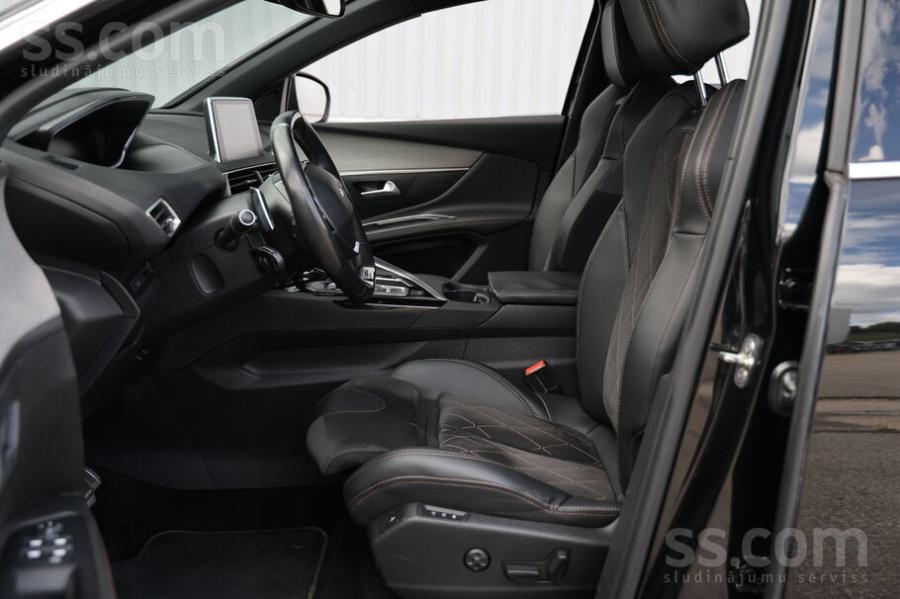 Black Peugeot 5008 2017 in Tukums, with an engine capacity of 2.00 L and mileage of 242 thousand km for 15900 €, photo 12 on AUTOMOTO.COM.LV