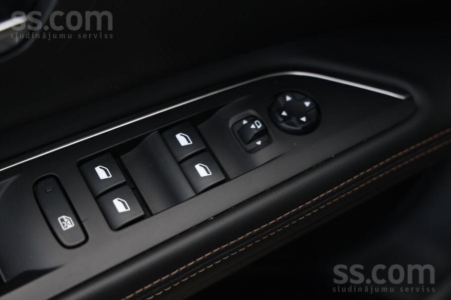 Black Peugeot 5008 2017 in Tukums, with an engine capacity of 2.00 L and mileage of 242 thousand km for 15900 €, photo 15 on AUTOMOTO.COM.LV